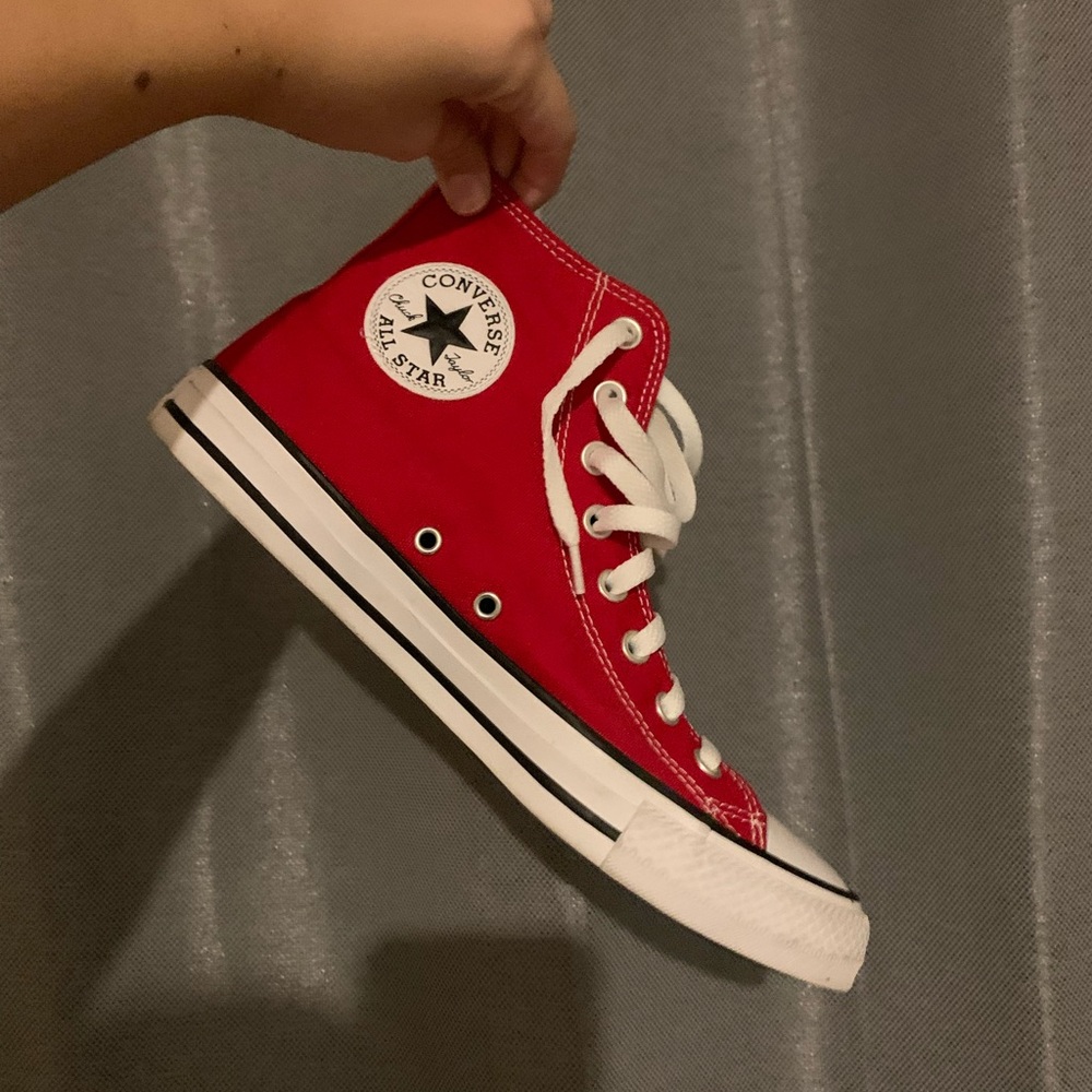 High Top Red Converse Bugs Bunny - Gem